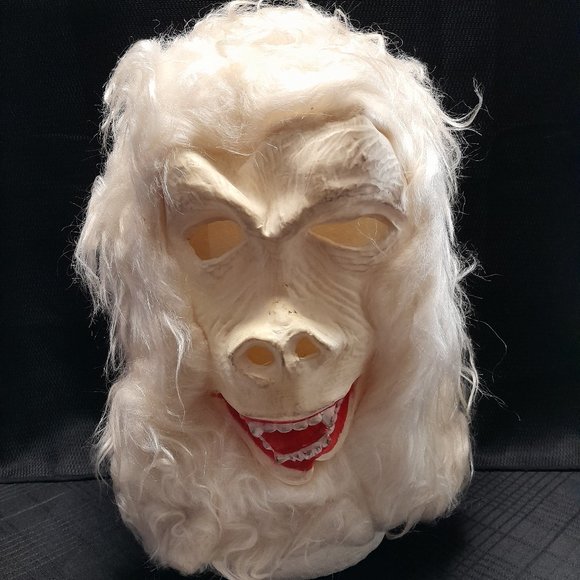 Holiday | Vintage White Monkey Planet Of The Apes Style Mask New Old ...
